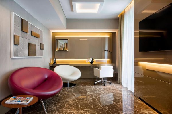 The Best Luxury Hotels in Milan: Design & Comfort | Esperiri