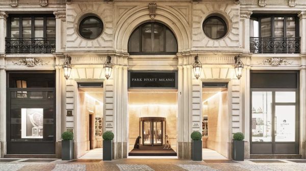 The Best Luxury Hotels in Milan: Design & Comfort | Esperiri